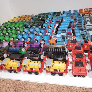 Thomas the Tank Engine Take-along Diecast Train Characters and Tenders ...