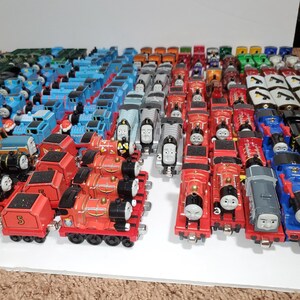 Thomas the Tank Engine Take-along Diecast Train Characters and Tenders ...
