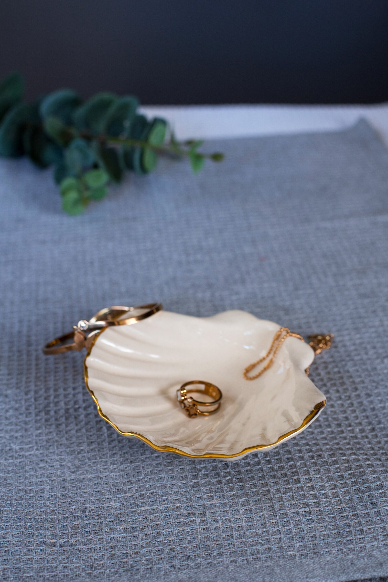 Ceramic seashell jewelry dish white & goldunique woman | Etsy