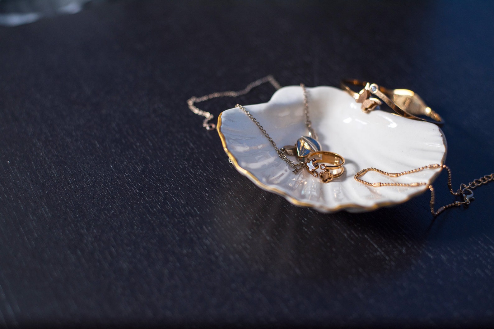 Ceramic seashell jewelry dish white & goldunique woman | Etsy