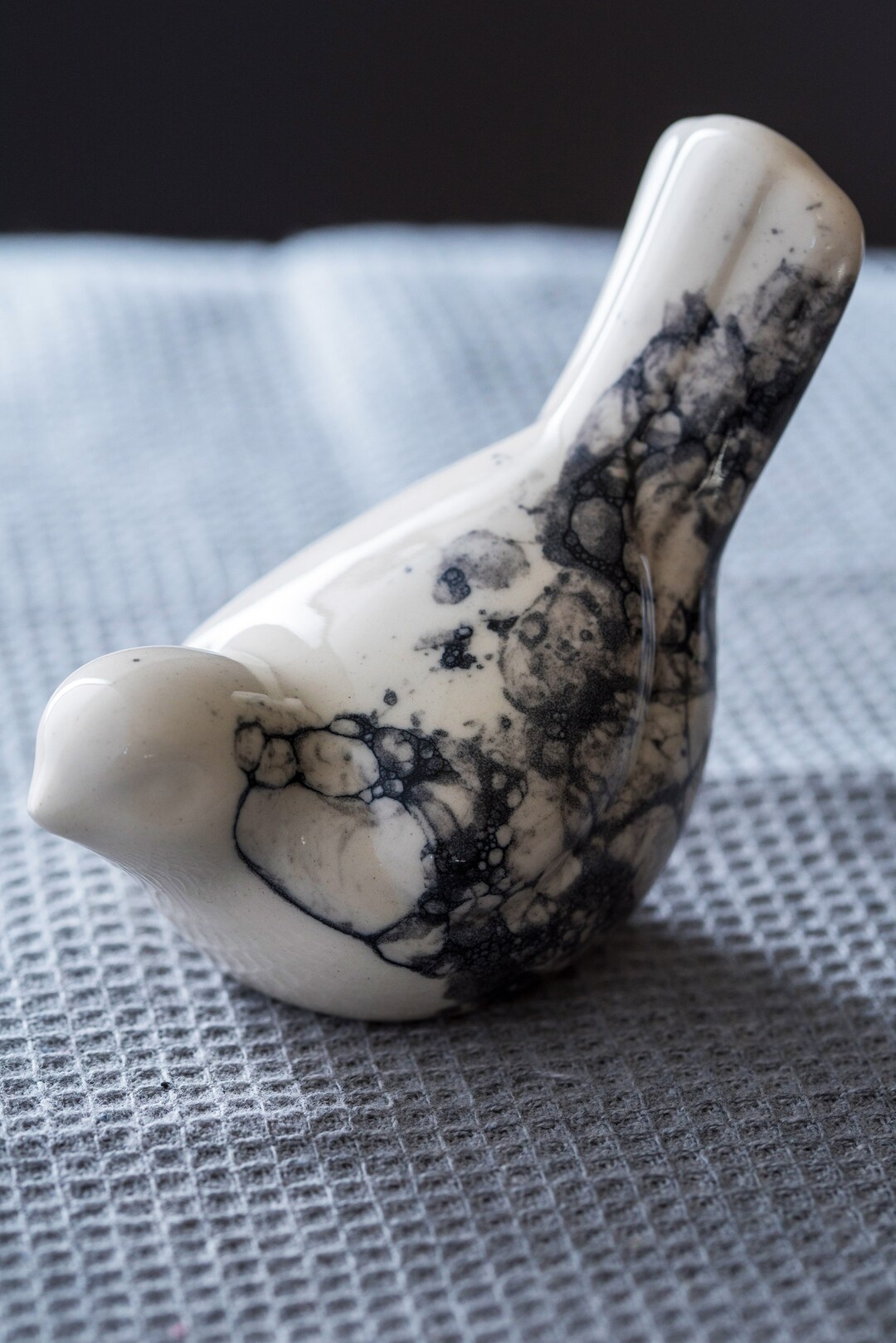 Porcelain Sparrow White & Bubbles,ceramic Sparrow,sparrow Statue ...