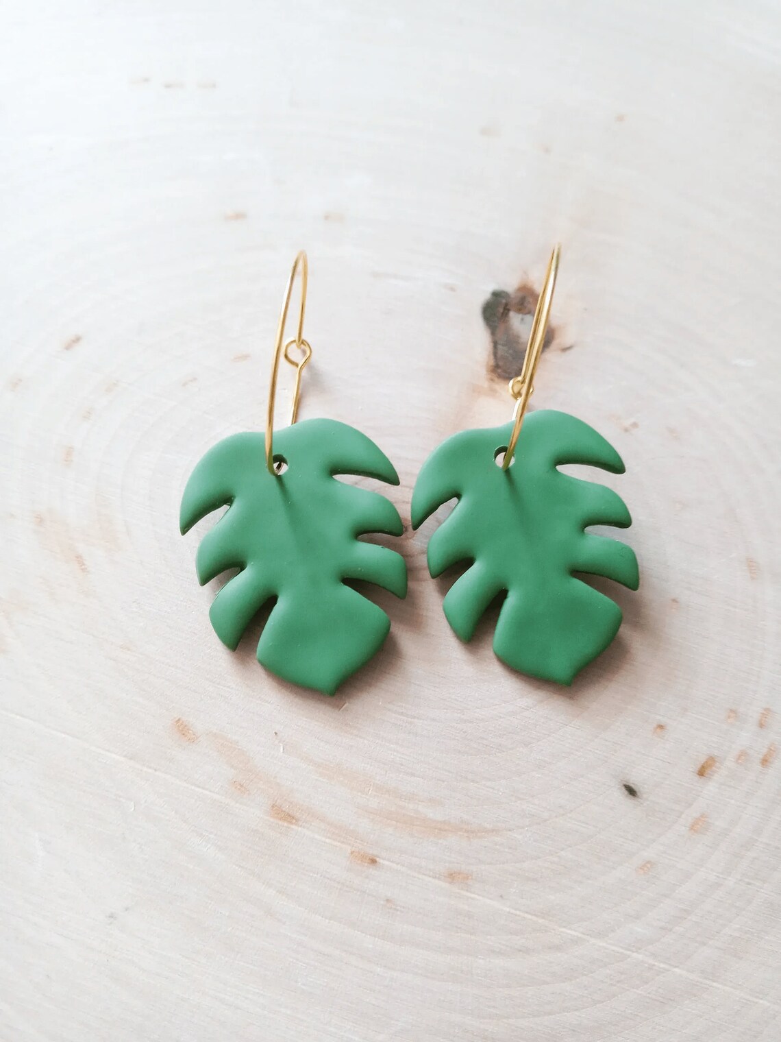 Monstera Leaf Dangle and Drop Earrings // Polymer Clay - Etsy