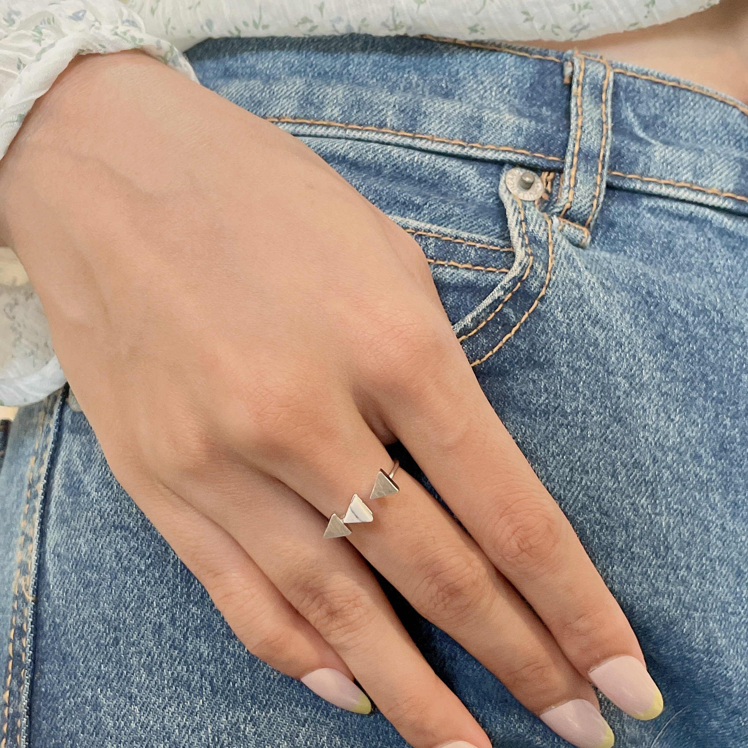 Weißer Howlith Marmor Ring, Rhodium und Stein Ring, Freier Ring/ Toe ...