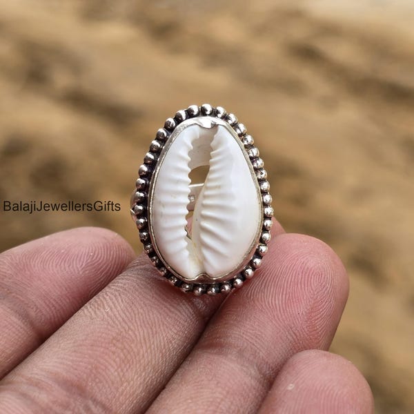Cowrie Shell Ring - Etsy
