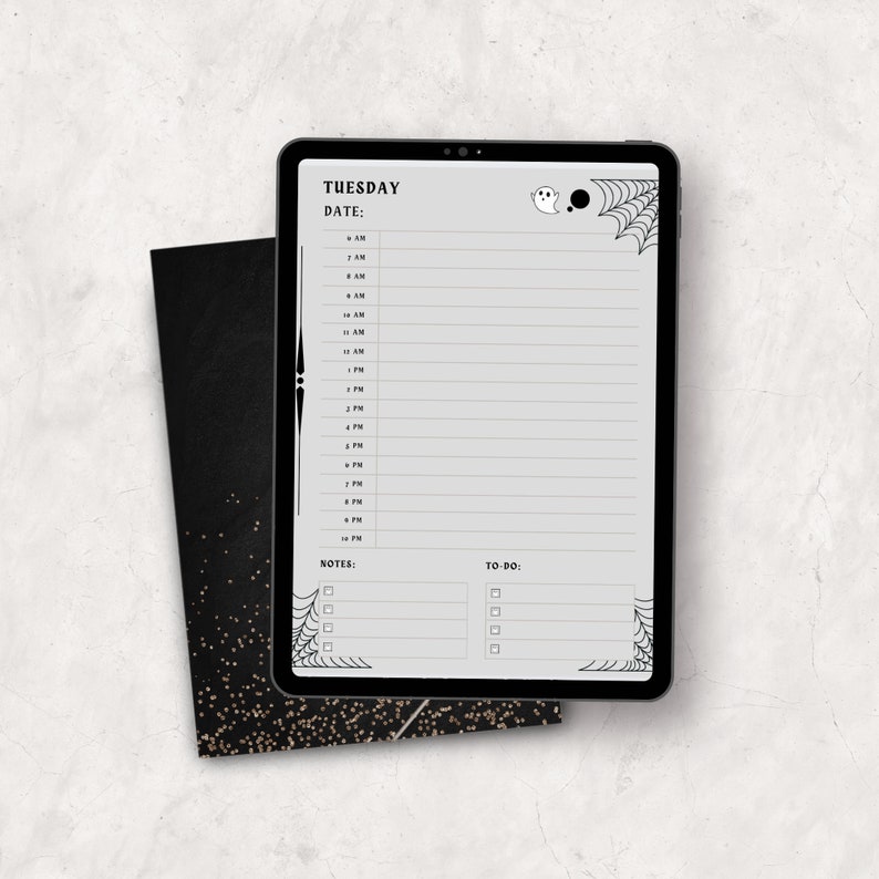 Spooky Ghost Daily Planner Printable in Grey | Alt Planner, Halloween ...