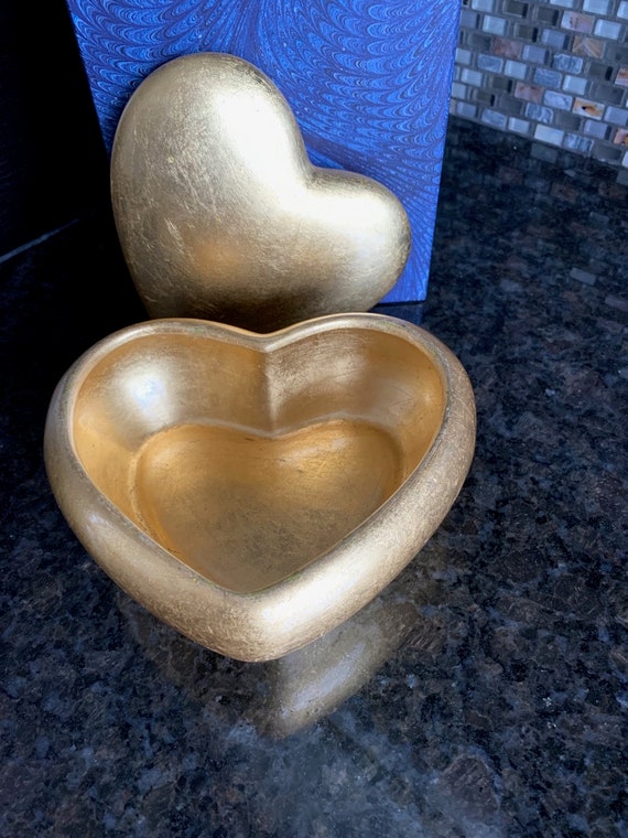 Vintage Teleflora Heart Shaped Porcelain Jewelry Trin… - Gem