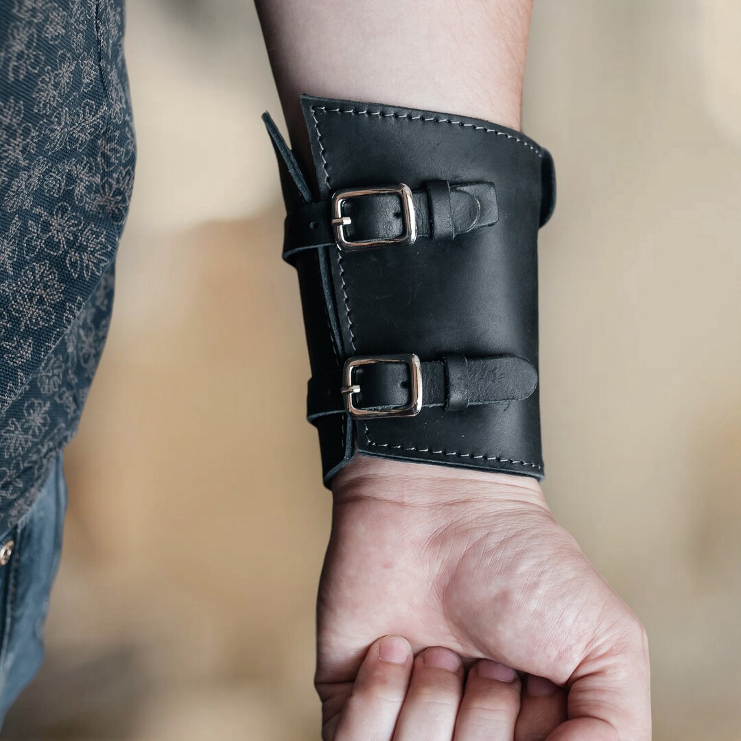 Customizable Leather Wrist Wallet: Bracelet Wallet for Travel, Biking ...