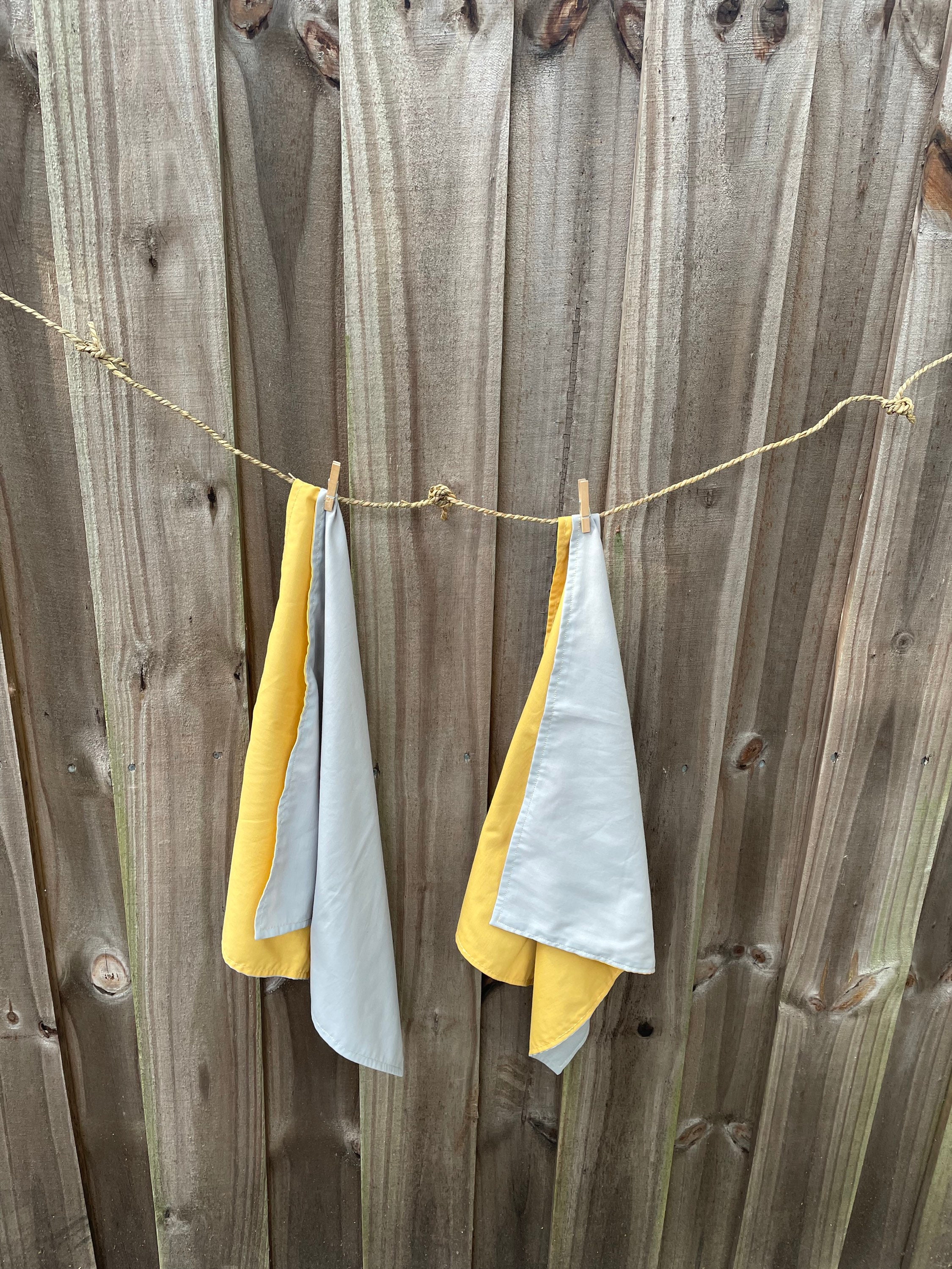 Lemon Linen Dinner Set, Napkin, Napkin Ring, Charger Plate Cover and ...