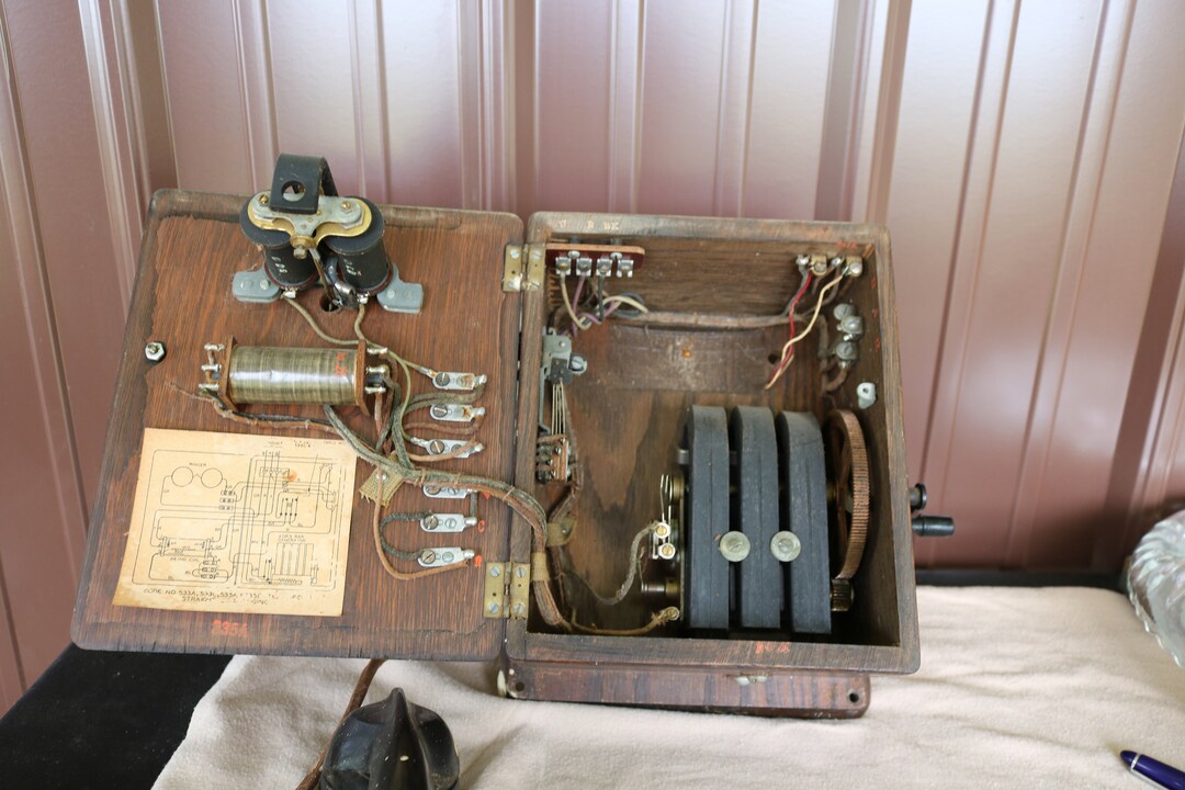 Vintage Antique Oak Wall Telephone - Etsy