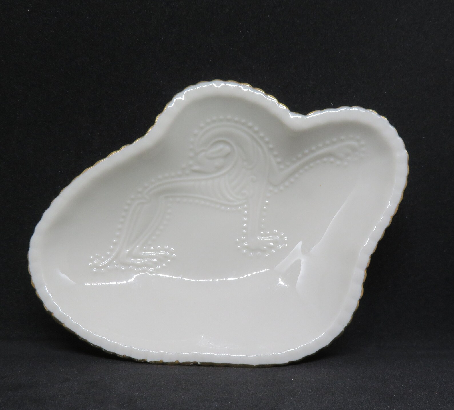 Irish Donegal Parian China Trinket Dish, Sweet Dish in Celtic Animal ...