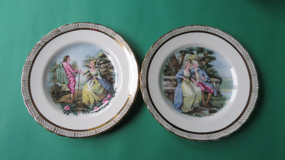 Pair of Dakin English Bone China Decorative 7 Plates With Gold Trim ...