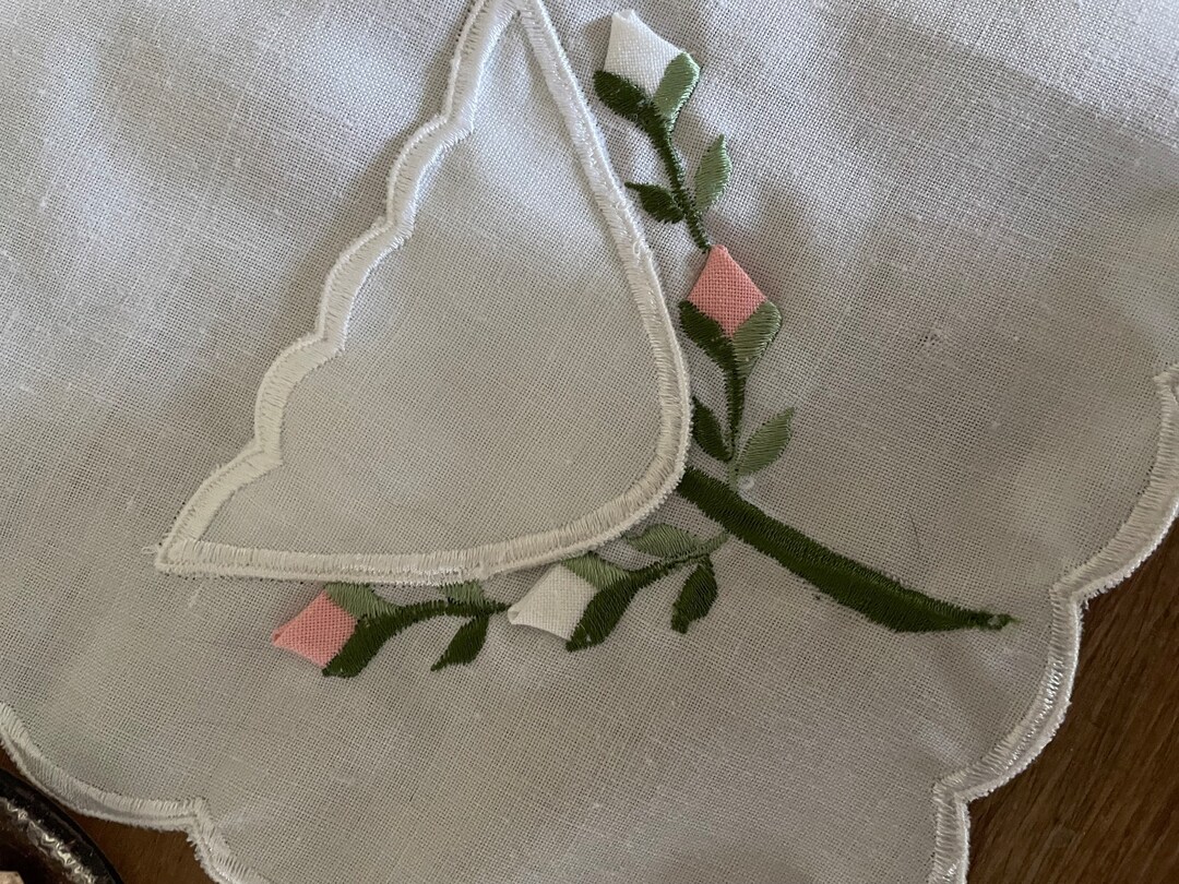Vintage Floral Embroidered Linen Place Mat/ Table Cloth/ Tray Cloth ...