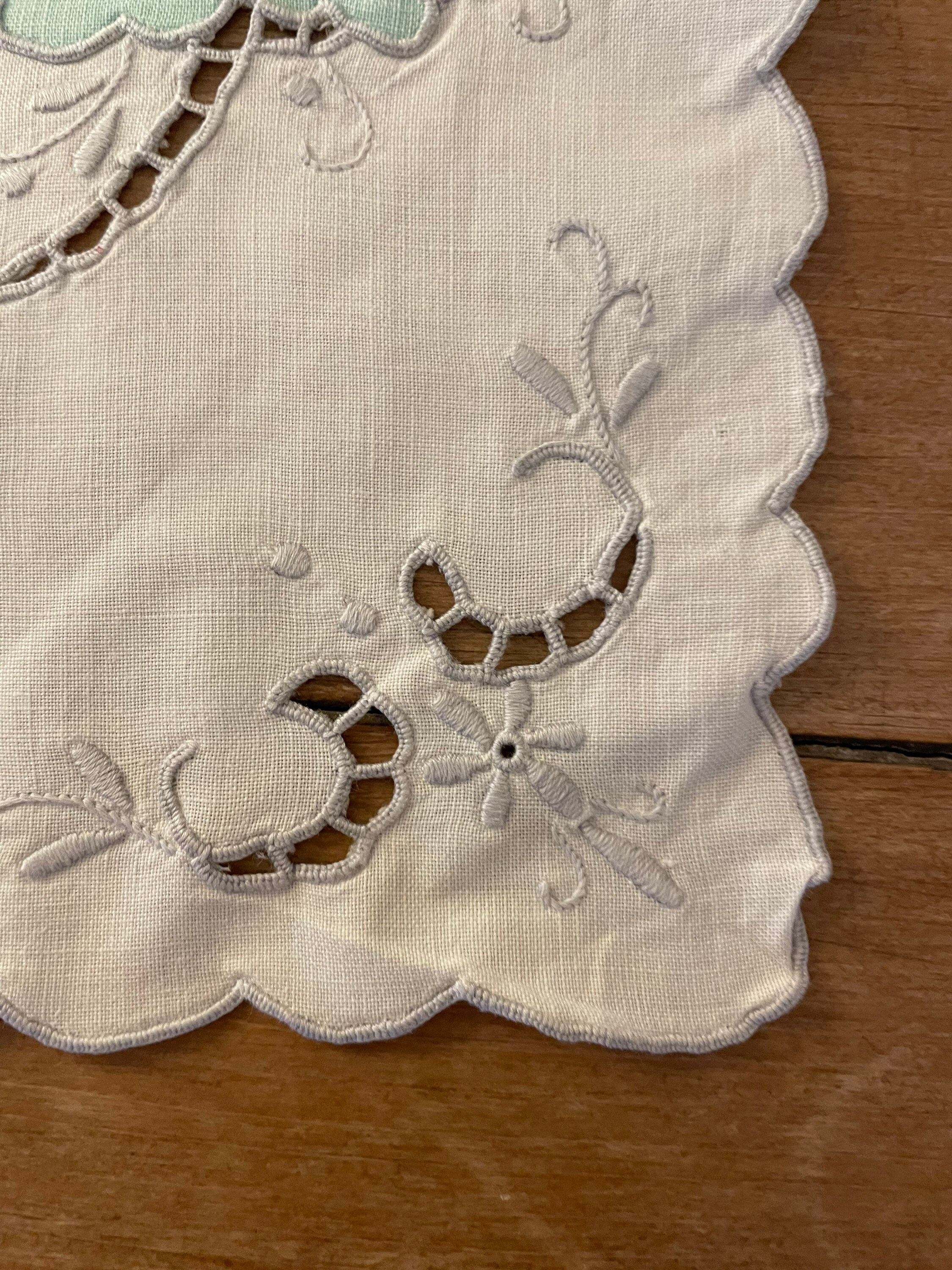 Vintage Floral Embroidered Linen Table Cloth/ Tray Cloth. Beautiful ...