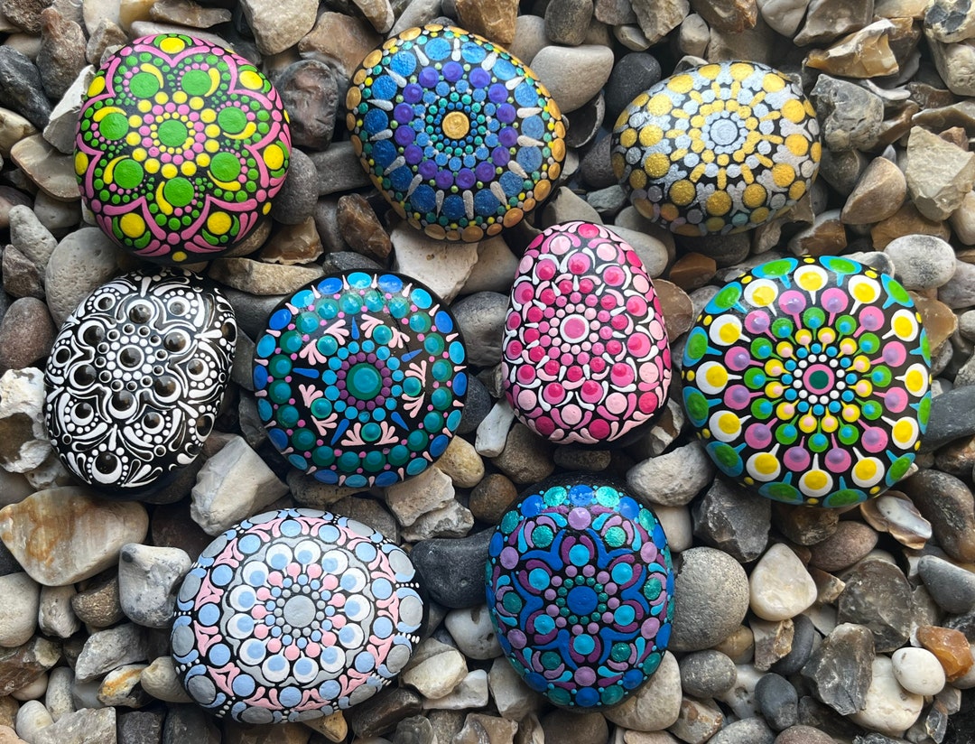 Hand Painted Mandala Stone - Unique - Painted Stones - Decorative ...