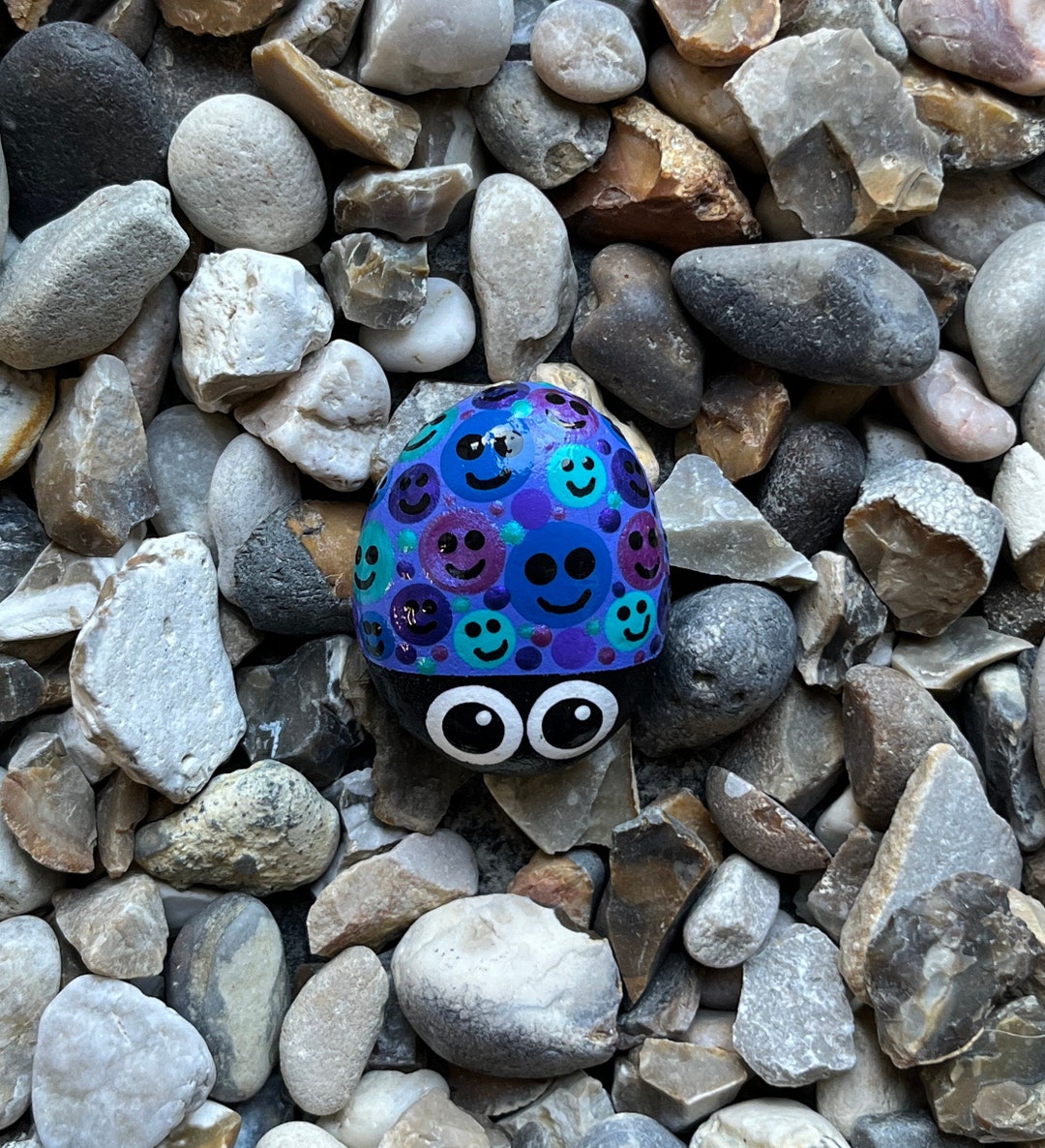 Hand Painted Ladybug Stone - Painted Stones - Ladybird - Pocket Pebble ...