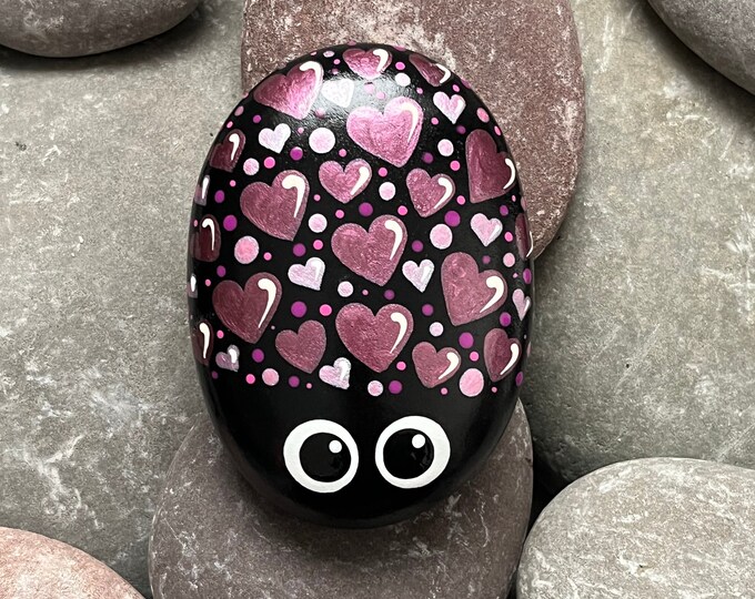 Hand Painted Ladybug Stone - Painted Stones - Ladybird - Pocket Pebble ...