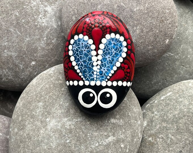 Ladybug Stone - Painted Stones - Ladybird - Pocket Pebble - Dot Art ...