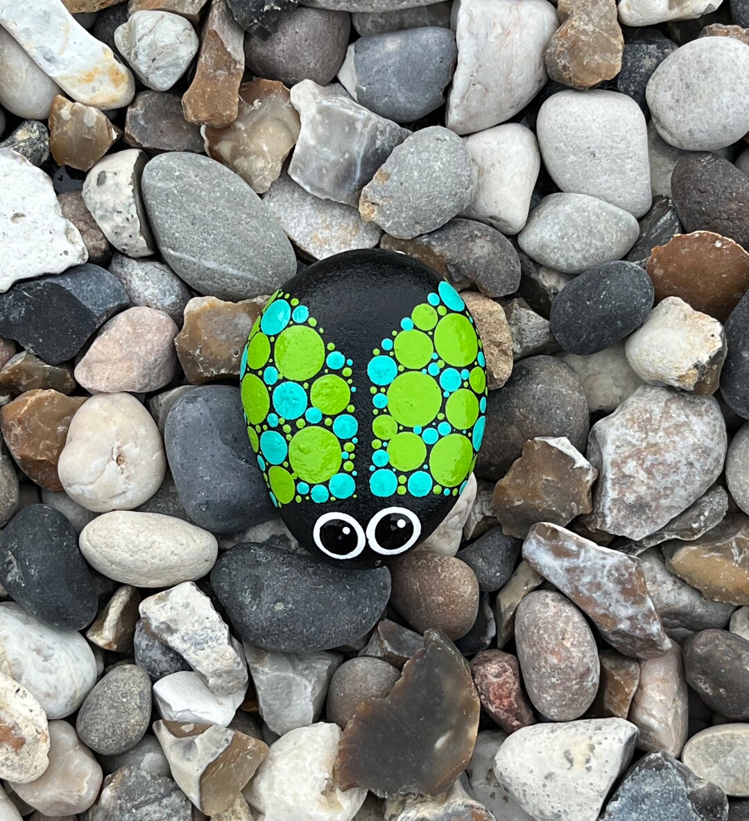 Hand Painted Ladybug Stone – Dot Art Garden Rock - Etsy