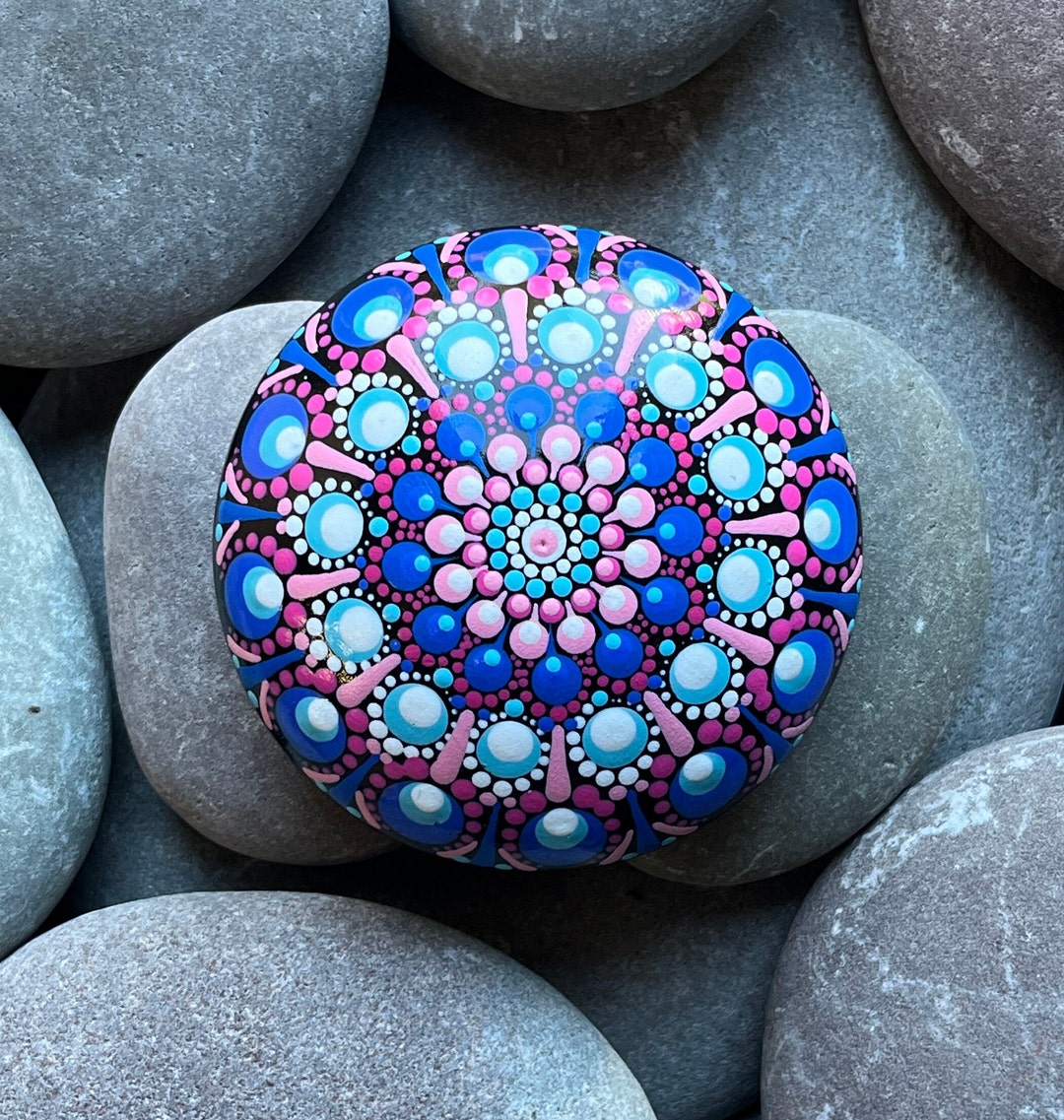 Hand Painted Mandala Stone - Meditation Stone - Hand Made - Painted ...