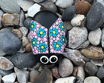 Hand Painted Ladybug Stone - Painted Stones - Ladybird - Pocket Pebble ...