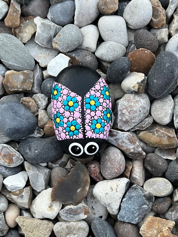 Hand Painted Ladybug Stone Painted Stones Ladybird - Etsy