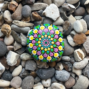 Hand Painted Mandala Stone - Unique - Painted Stones - Decorative ...