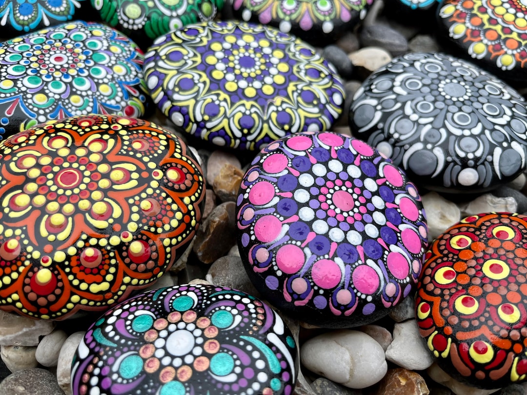 Custom Hand-painted Mandala Stone – Dot Art Garden Decor - Etsy