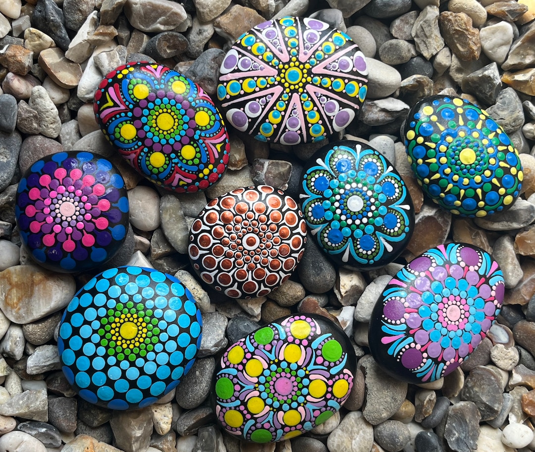 Hand Painted Mandala Stone - Unique - Painted Stones - Decorative ...