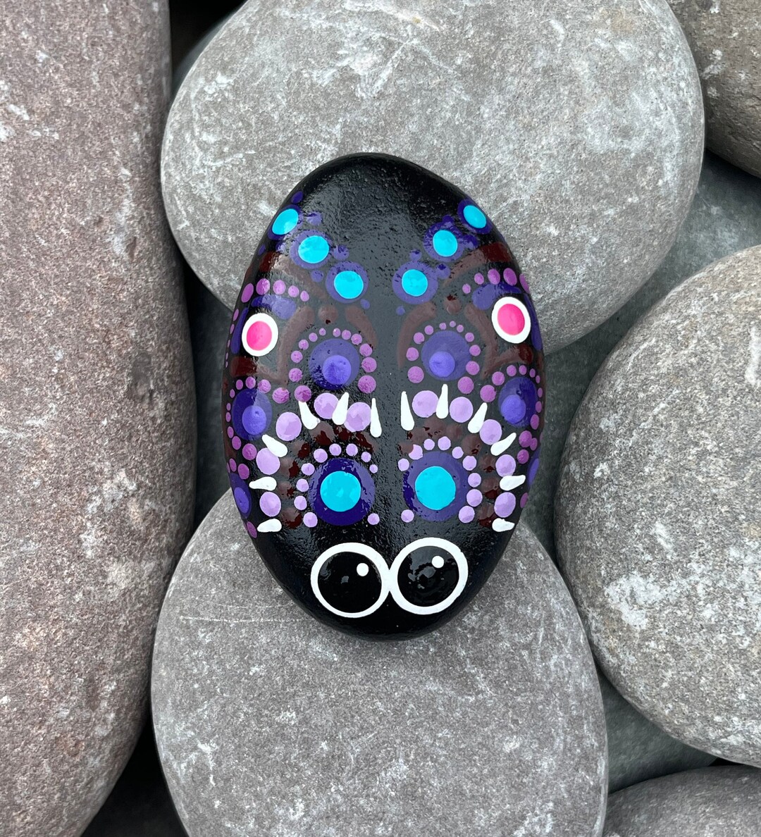 Hand Painted Ladybug Stone - Painted Stones - Ladybird - Pocket Pebble ...