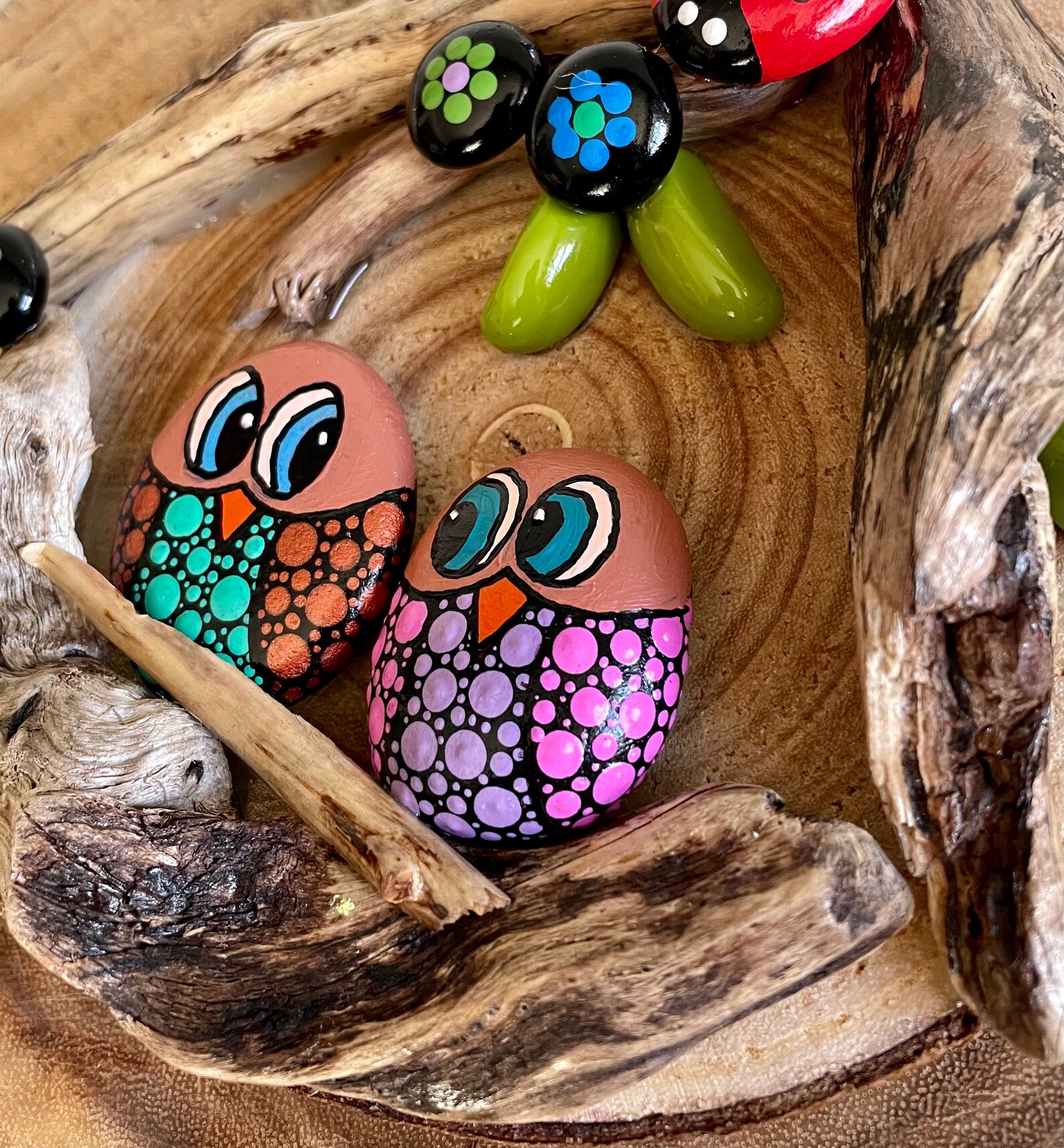 Hand Painted Pebble Art Owl Ornament – Rustic Wood Slice Decor - Etsy