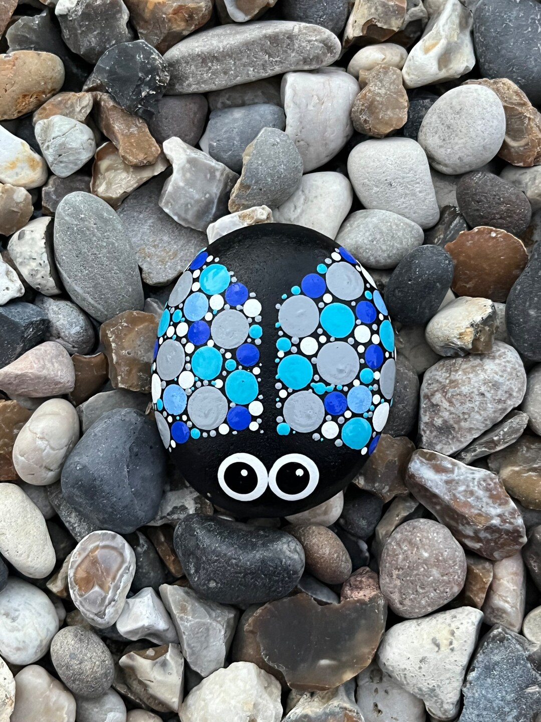 Hand Painted Ladybug Stone - Painted Stones - Ladybird - Pocket Pebble ...