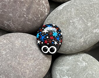 Hand Painted Ladybug Stone - Painted Stones - Ladybird - Pocket Pebble ...