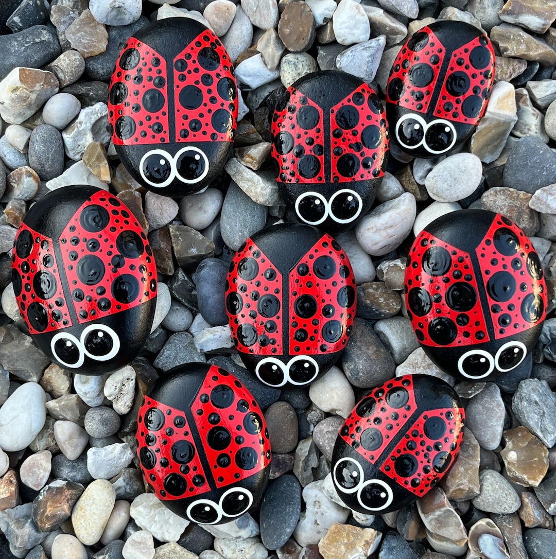 Hand Painted Dotty Ladybug Stone - Painted Stones - Ladybird - Pocket ...