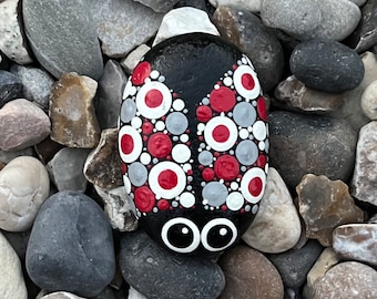 Hand Painted Ladybug Stone - Painted Stones - Ladybird - Pocket Pebble ...
