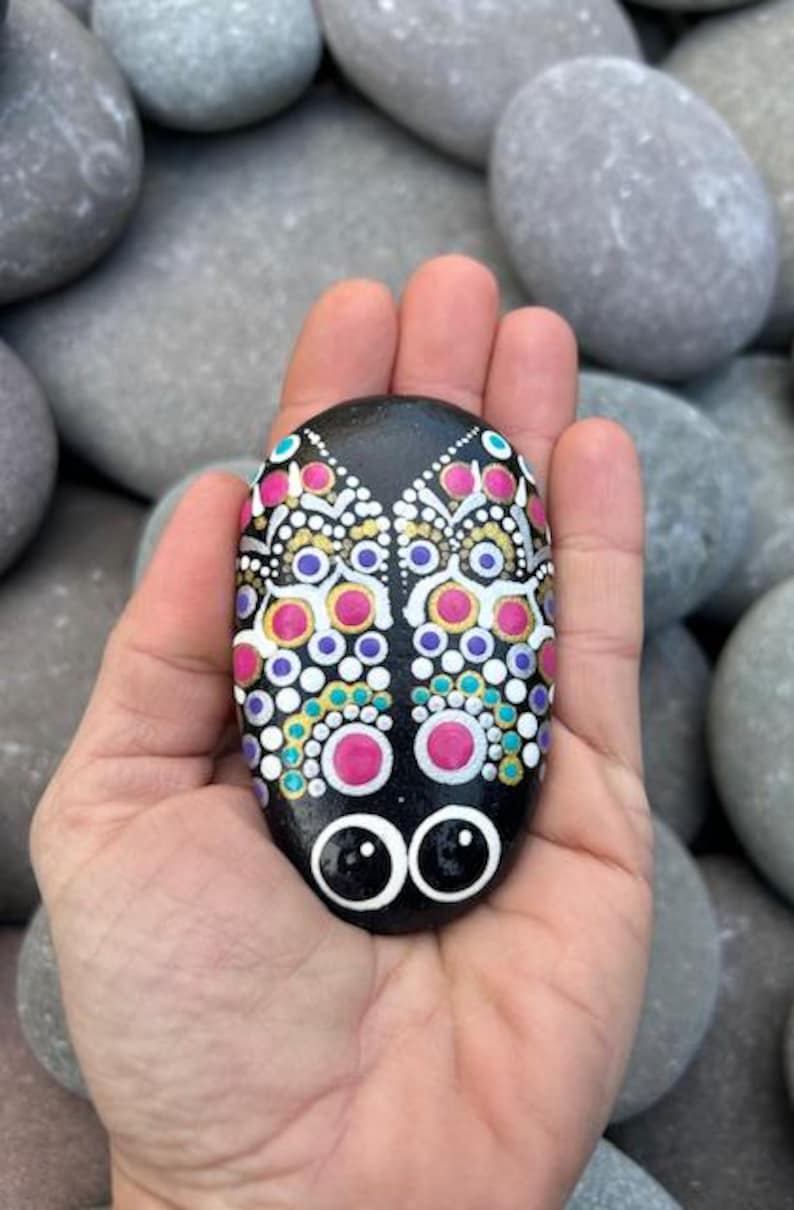 Hand Painted Ladybug Stone - Painted Stones - Ladybird - Pocket Pebble ...