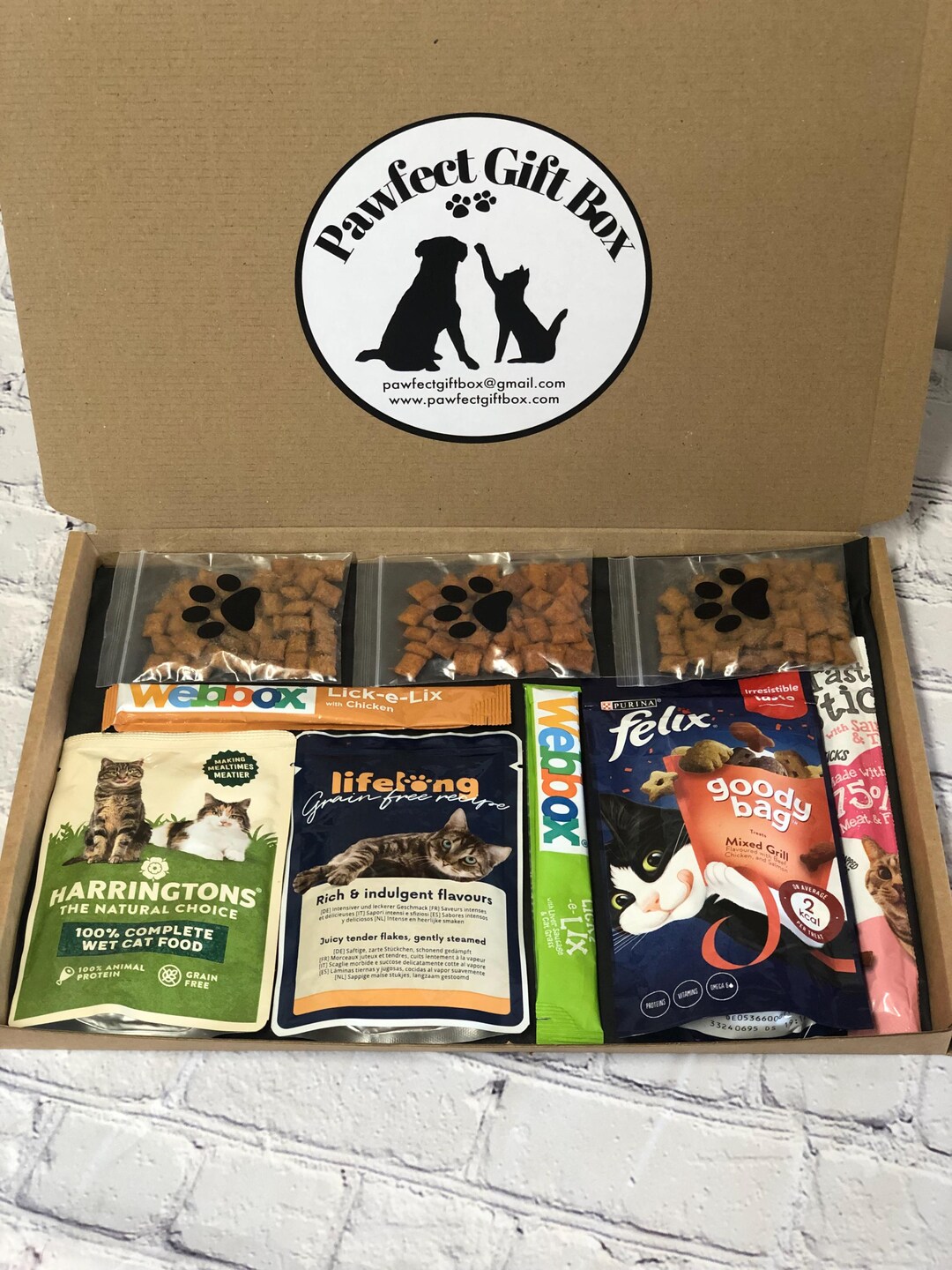 Cat Gift Box Birthday Treat Hamper Personalised Pet Present Cat Treats ...