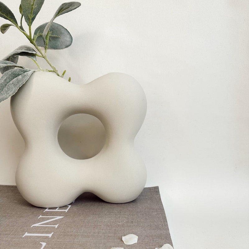 Trendy Vase - Etsy