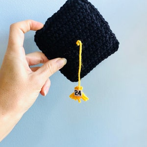 Mini Crochet Graduation Cap Class of 2025 - Etsy