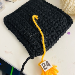 Mini Crochet Graduation Cap Class of 2025 - Etsy