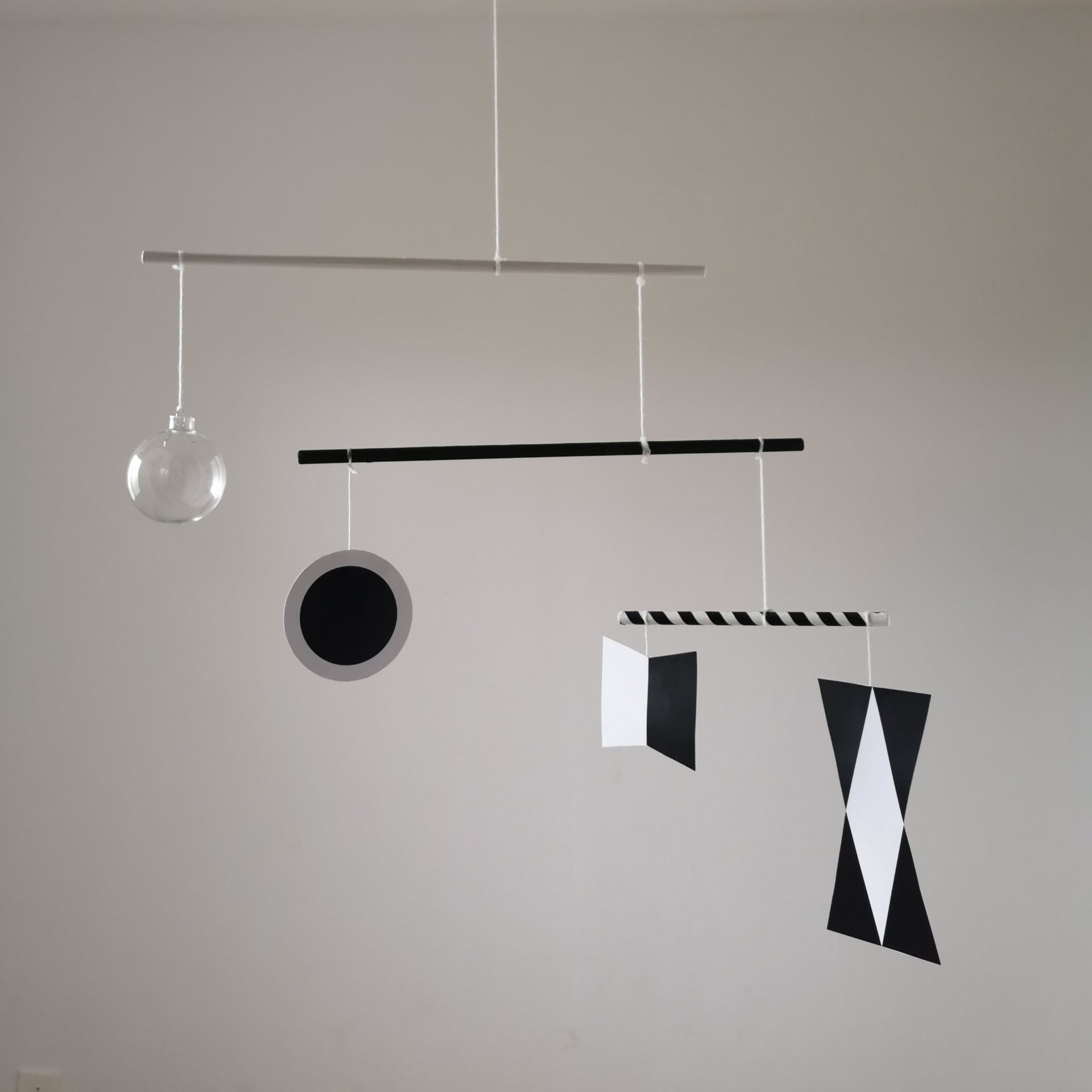 Mobile Munari mobile Montessori mobile bébé mobile noir et - Etsy 日本