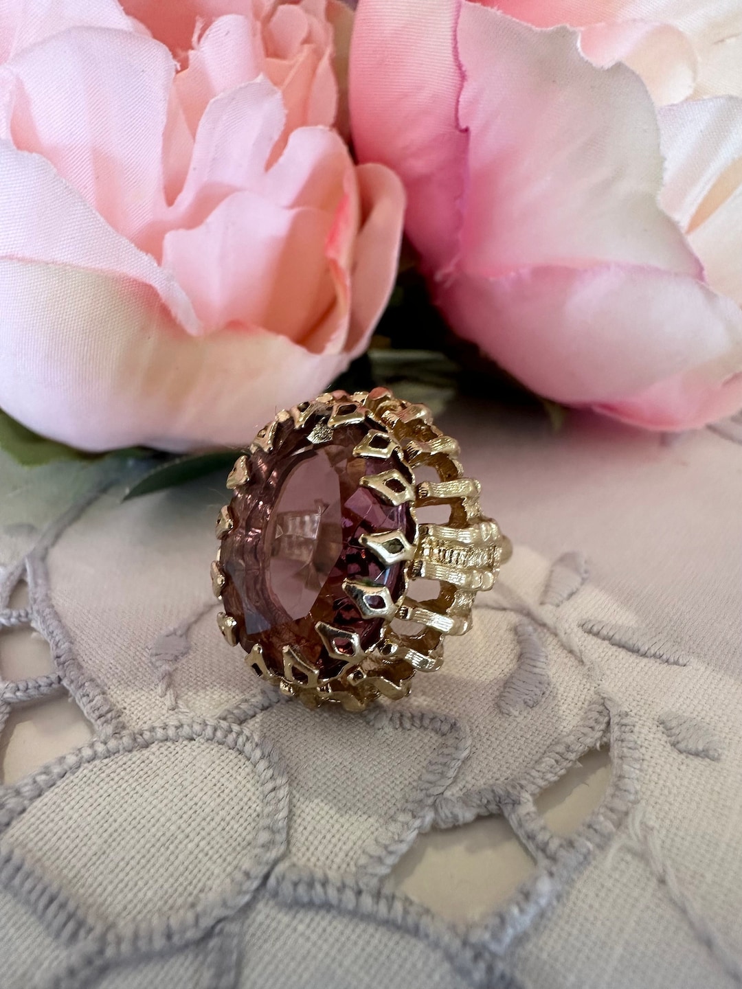 Sarah Coventry Vintage Gold Plated Ring | Amethyst Coloured Faceted ...