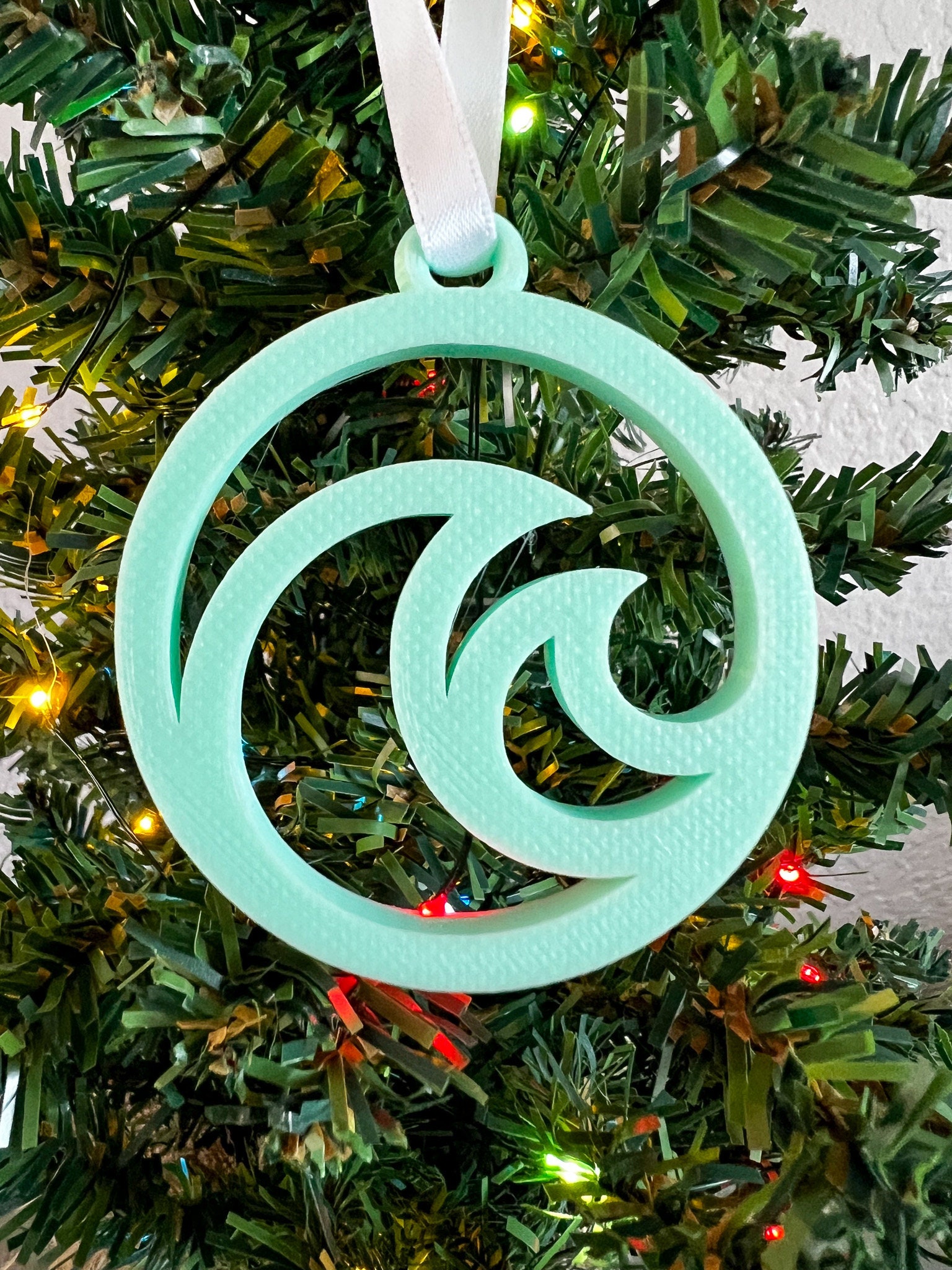 The Seas Pavilion Ornament - Epcot Pavilion Logo - Etsy