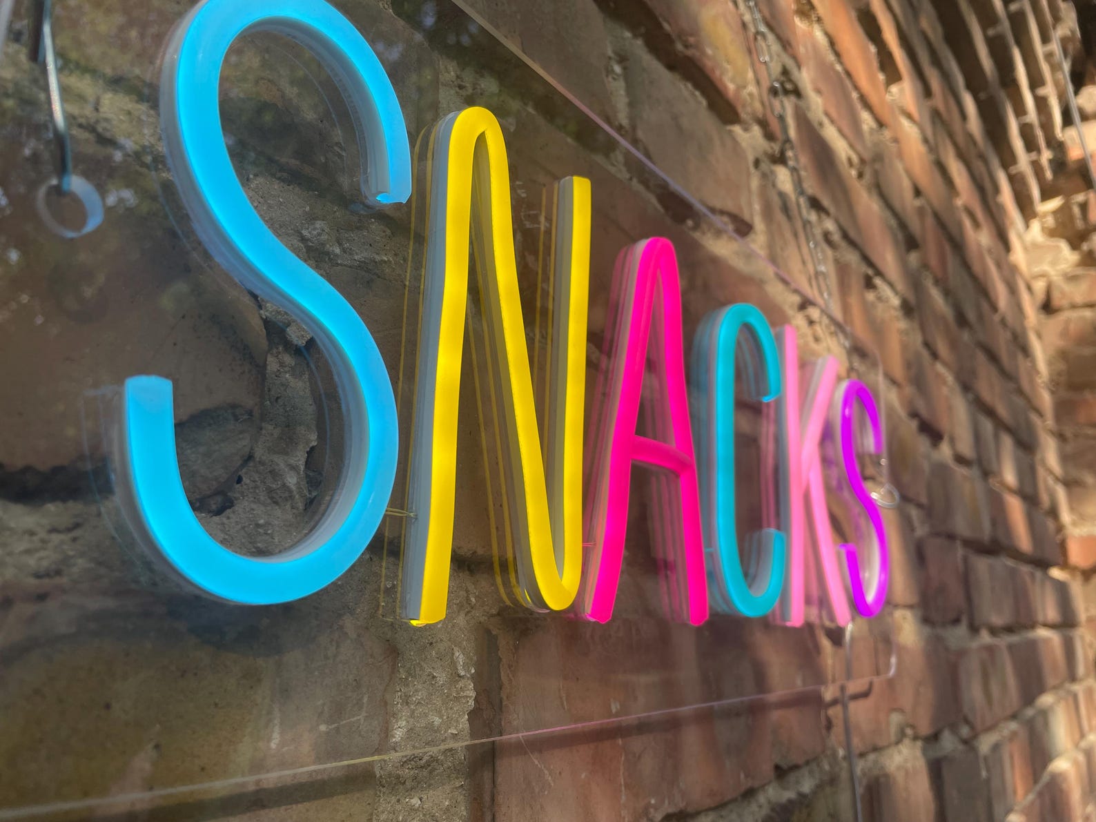 Snacks Bright Stylish Custom Neon Sign, Fun Eye-catching Personalized ...