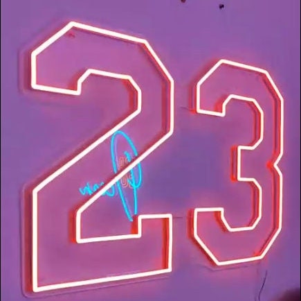 Banner Neon for sale | Only 3 left at -75%