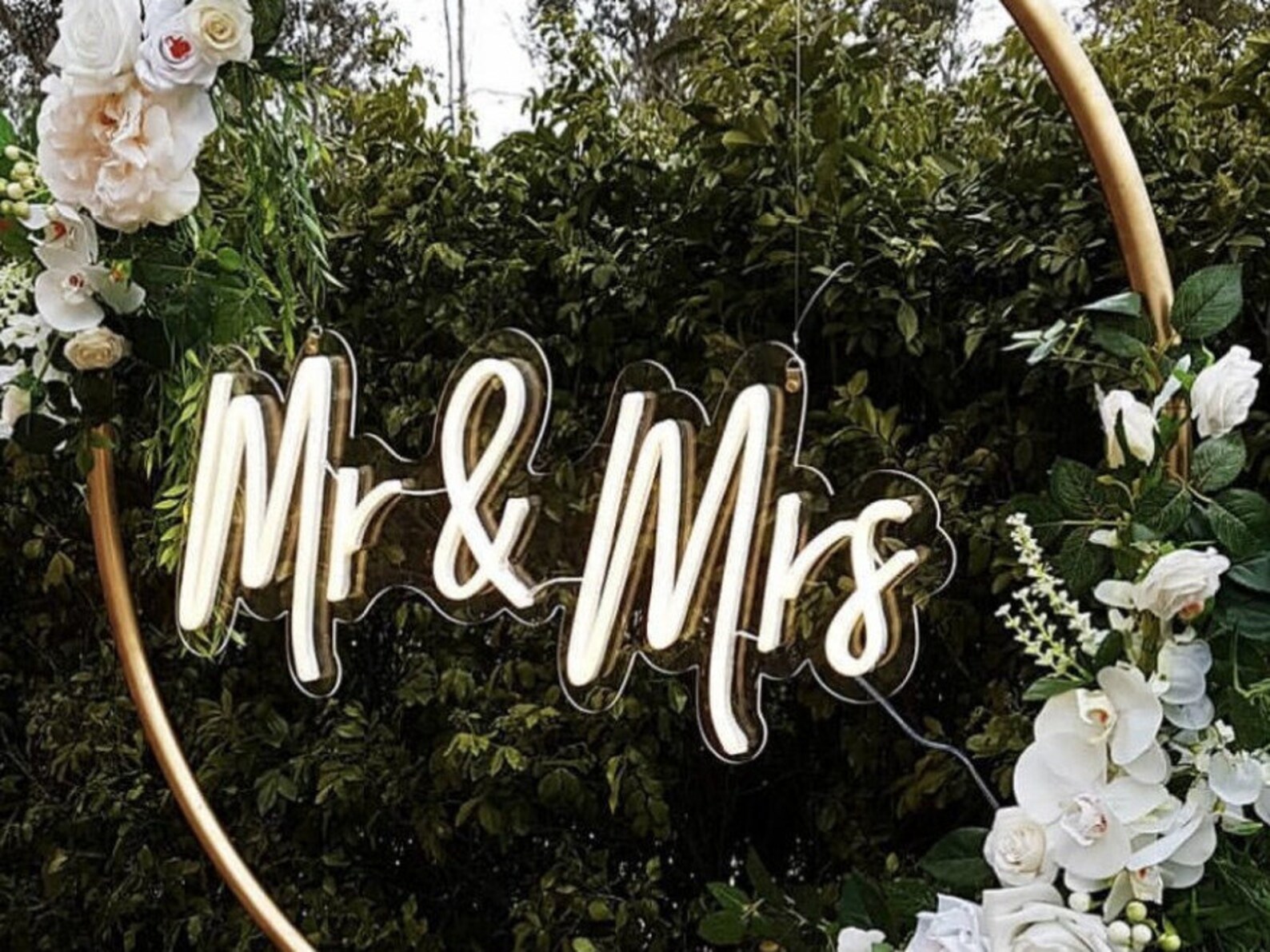 Mr and Mrs Neon Sign Neon Sign Wedding Custom Wedding Neon | Etsy