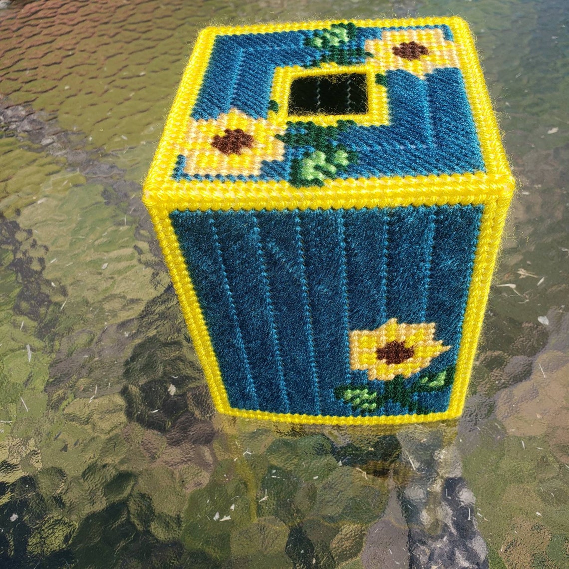 Sunflower Tissue Box Cover - Etsy