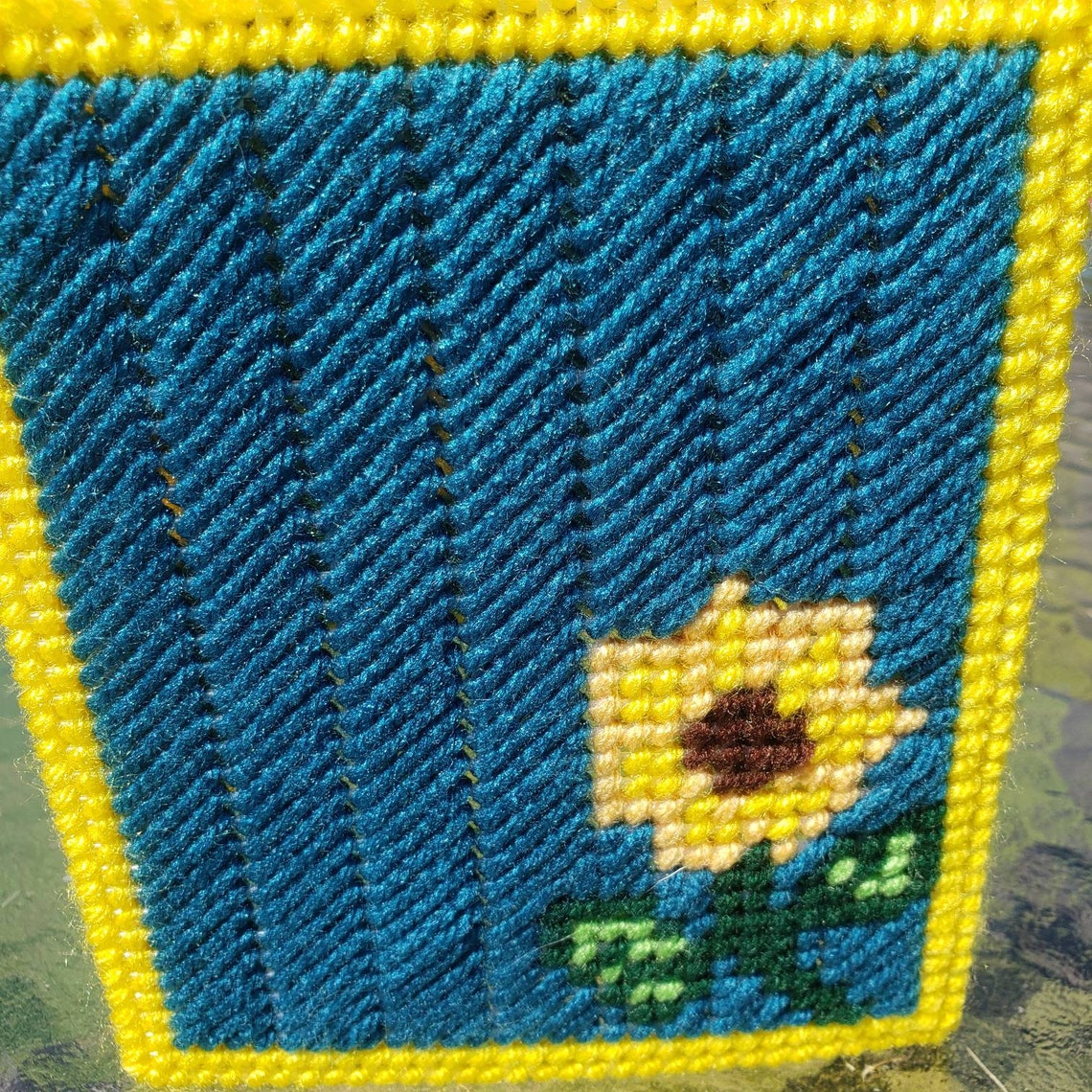 Sunflower Tissue Box Cover - Etsy