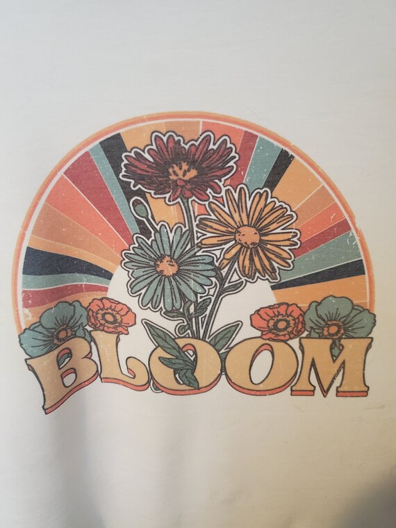 Bloom T-shirt - Etsy
