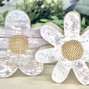 Wood Flowers, Set of 2 Small Flowers, Mini Wood Sign, 3 Each, Shelf ...