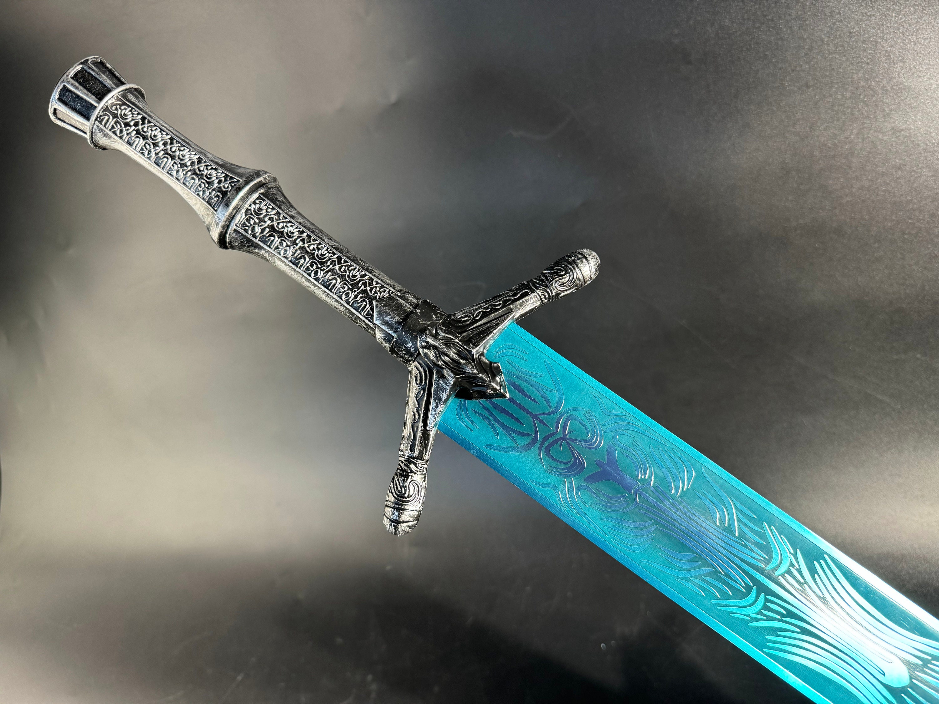 40 Full Metal Moonlight Sword From Dark Souls, Moonlight Greatsword ...